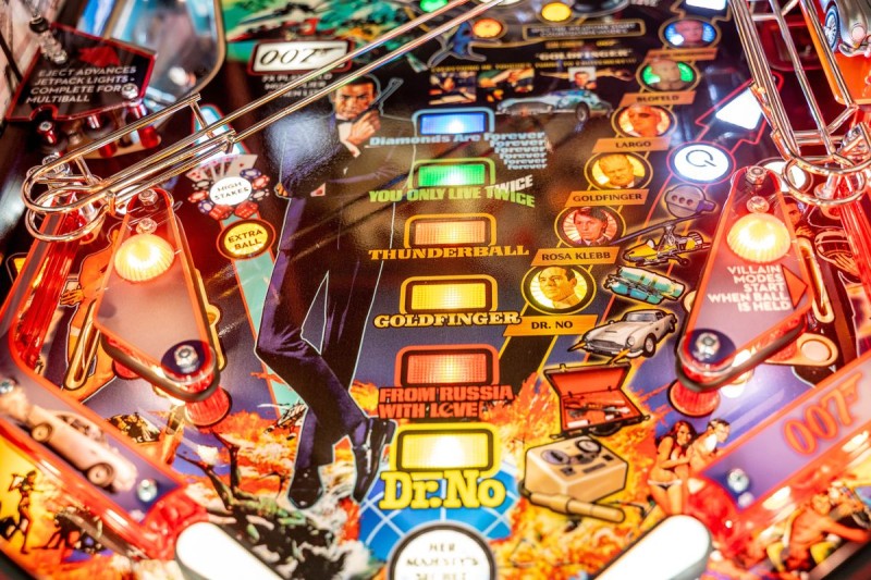Flipper James Bond 007 (Dr. No) Limited Edition - Stern Pinball | Lyon ...